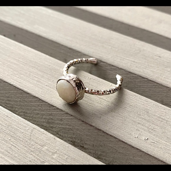 Jewelry | Petite Silver Glass Stone Ring | Poshmark